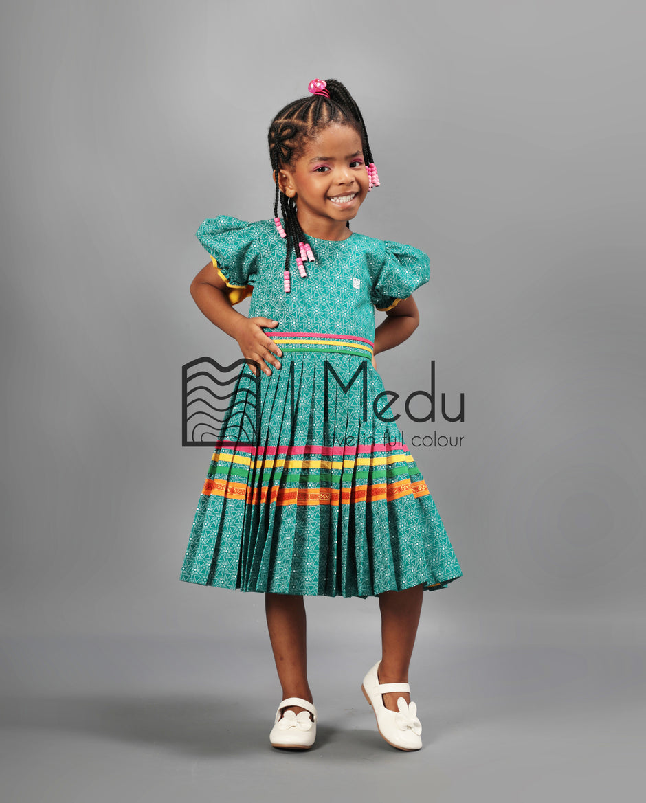 Girls – MEDU